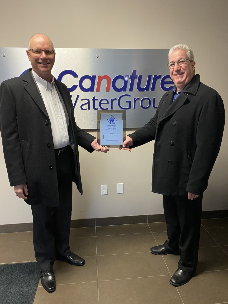 John Cardiff receives CIPH’s Outstanding Service Award - Mechanical ...