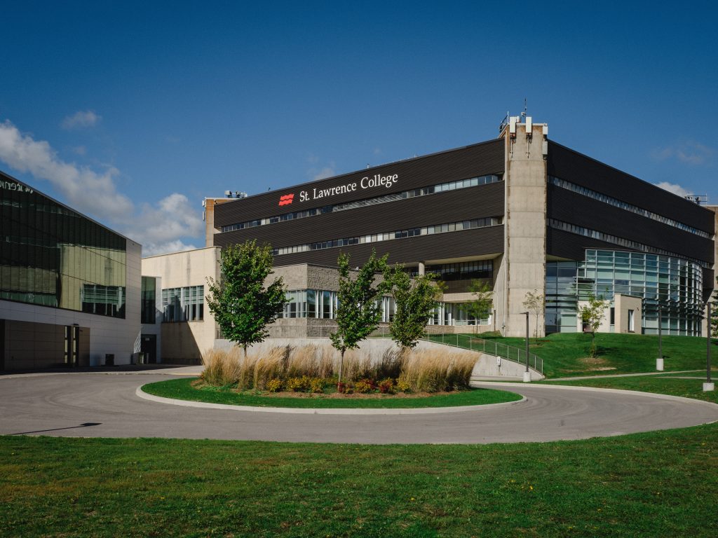 St. Lawrence College launches hybrid air conditioning mechanic program ...