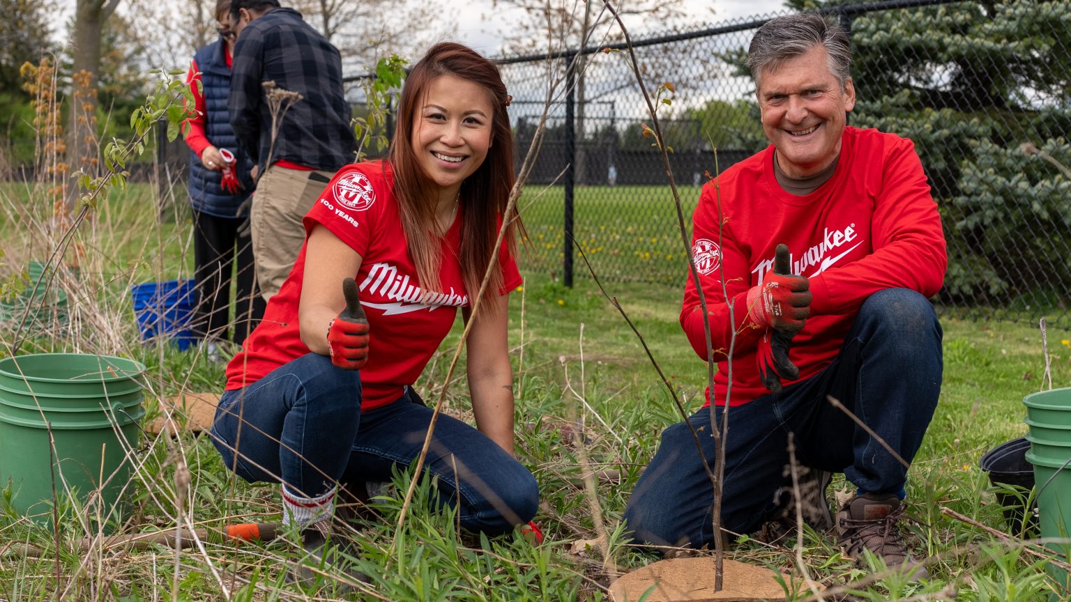 Milwaukee Tool celebrates 100th anniversary with tree planting event ...